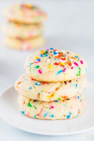 10 Best Ultimate Funfetti Dessert Recipes - This Tiny Blue House