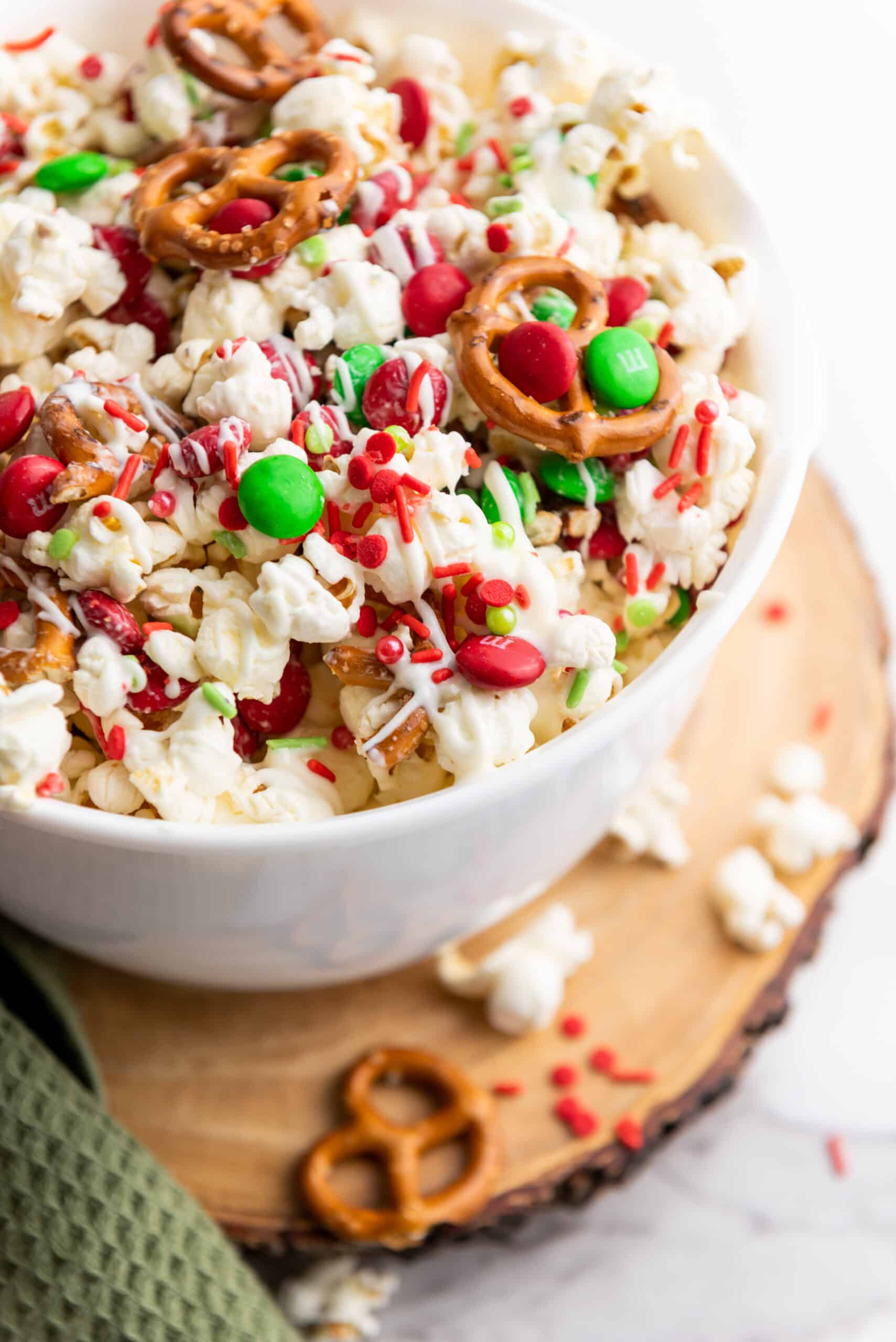 Christmas Popcorn Munch Recipe - This Tiny Blue House