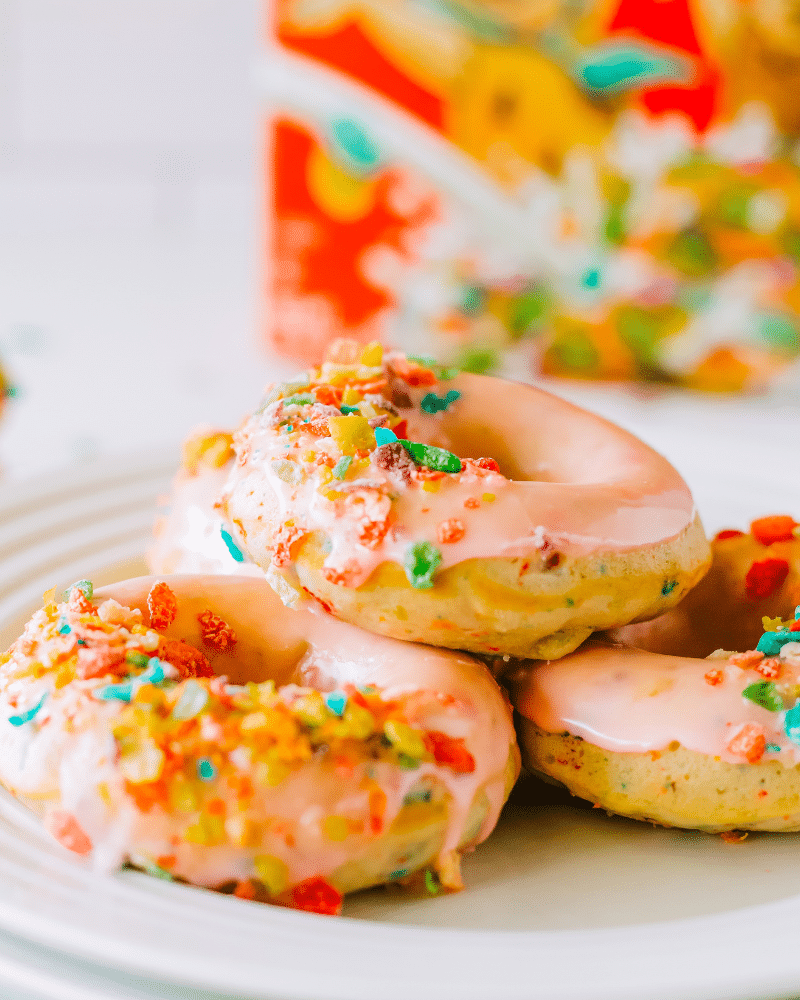 Fruity Pebbles Donuts - This Tiny Blue House