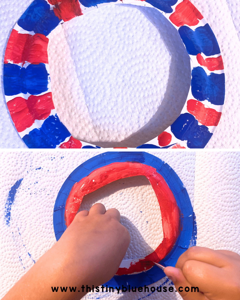 Patriotic Paper Plate Wreath Craft - This Tiny Blue House