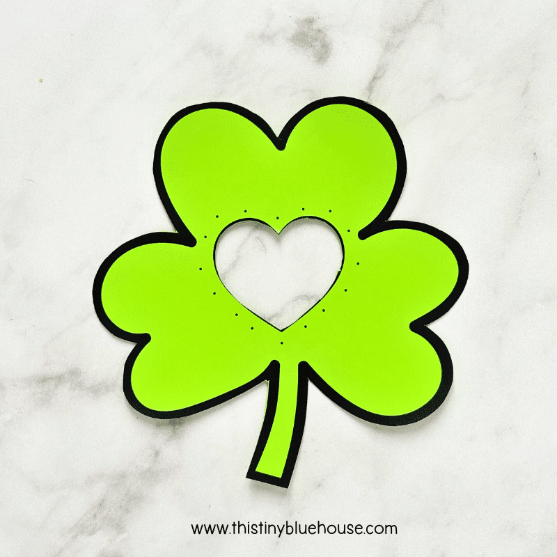 Shamrock Lacing Craft - This Tiny Blue House
