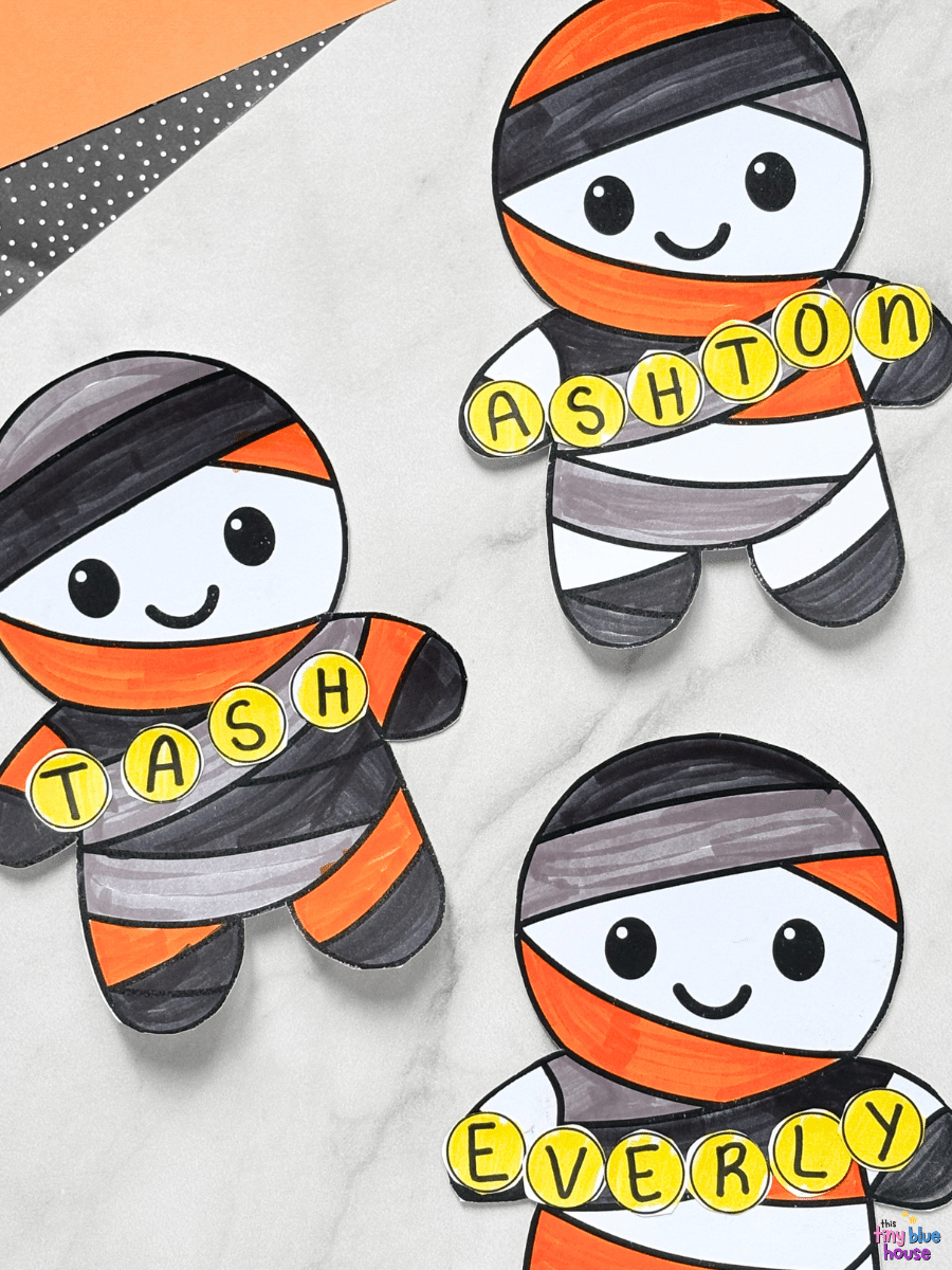 Mummy Name Craft - This Tiny Blue House
