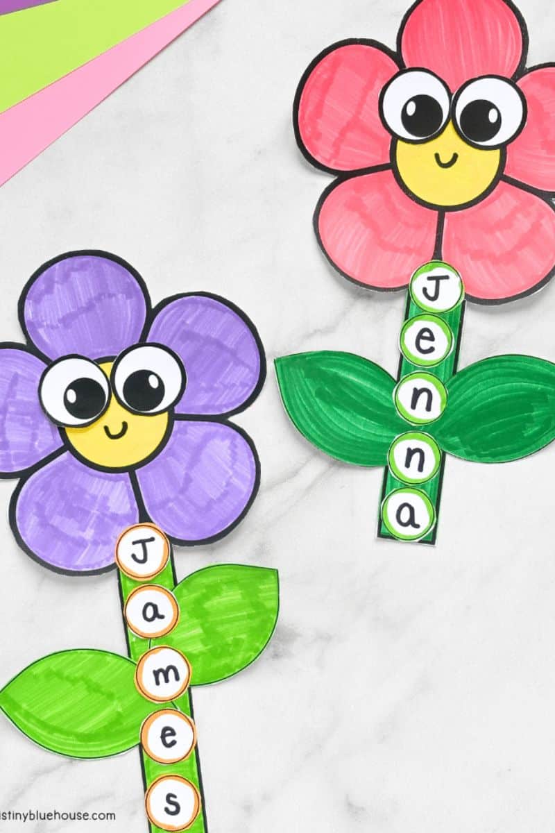 75+ Seasonal And Holiday Name Crafts for Kids (Free Printables) - This ...
